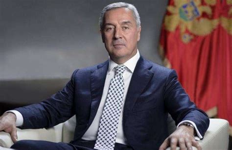 Gjukanoviq dorëhiqet nga pozita e kryetarit të partisë DPS TS