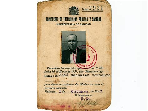 Casi 100 años en imágenes Clínica Oftalmológica González Costea