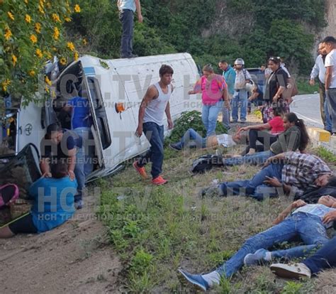 Al Menos 15 Heridos Deja Volcamiento De Bus En Carretera Al Sur De