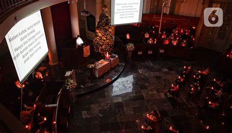 Foto Ibadah Malam Natal Di Gereja Immanuel Jakarta Foto Liputan