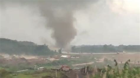 Angin Puting Beliung Terjang Sumedang 1 Rumah Rusak Sumedang Ruber Id