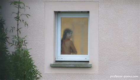 Nachbarin Durchs Fesnter Beobachtet Porno Bilder