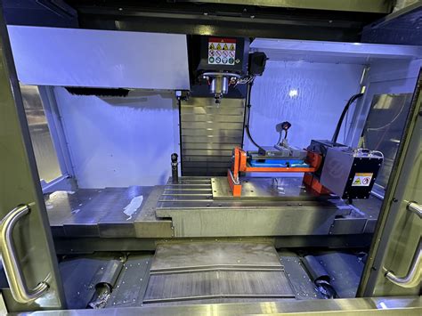 Used Haas VF 4SS CNC Vertical Machining Center 8074014