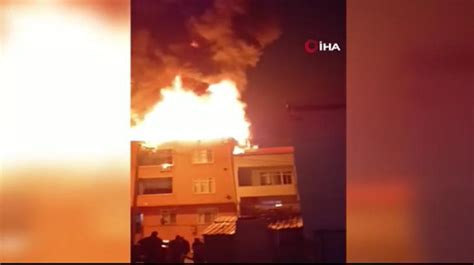 Avcılar da feci yangın 3 katlı bina alevlere teslim oldu Son Dakika