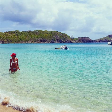 Nude Beaches Uncensored