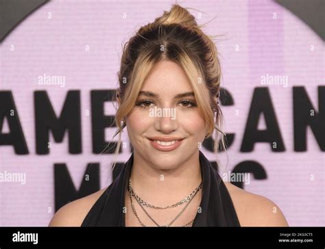Mackenzie Ziegler Arrives At The 2022 American Music Awards Held At The Microsoft Theater In Los
