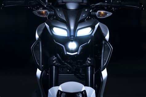Yamaha Mt Una Naked Para Iniciarse Por Todo Lo Alto Club