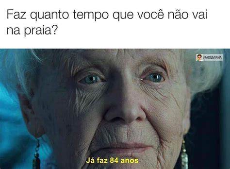 Quando o professor está explicando e você fica vontade de rir por