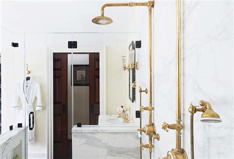 18 Gorgeous Marble Bathrooms With Brass Gold Fixtures