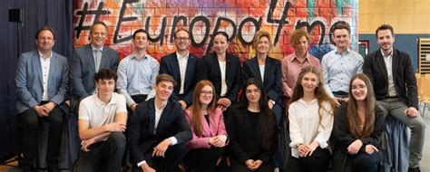 EU Jugenddialog Europa4me Im BG BRG Neunkirchen Multilingual Statt