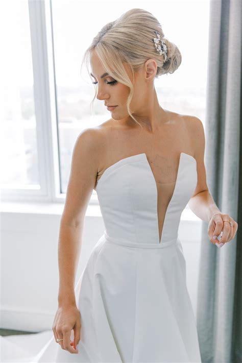 Megan Cox Bridal Home