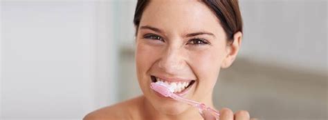 Clean Teeth How To Clean Your Teeth For A Healthy Mouth Crest