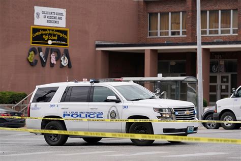 St Louis School Shooter Orlando Harris Had AR 15 Style Rifle Crime News