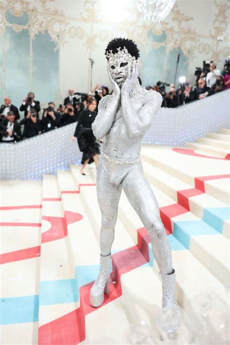 Lil Nas Xs Nearly Naked Met Gala Red Carpet Look Was A Glamorized