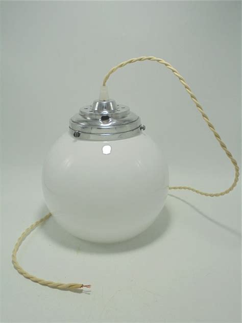 Suspension Globe En Opaline Luckyfind