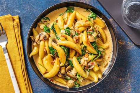 Winterliche Spinat Schupfnudel Pfanne Rezept HelloFresh