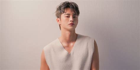Seo In Guk Releases Sultry New Profile Photos As He Prepares For His