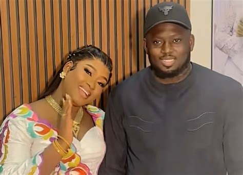 Cadeau de mariage Aziz Ndiaye offre à sa fille vidéo
