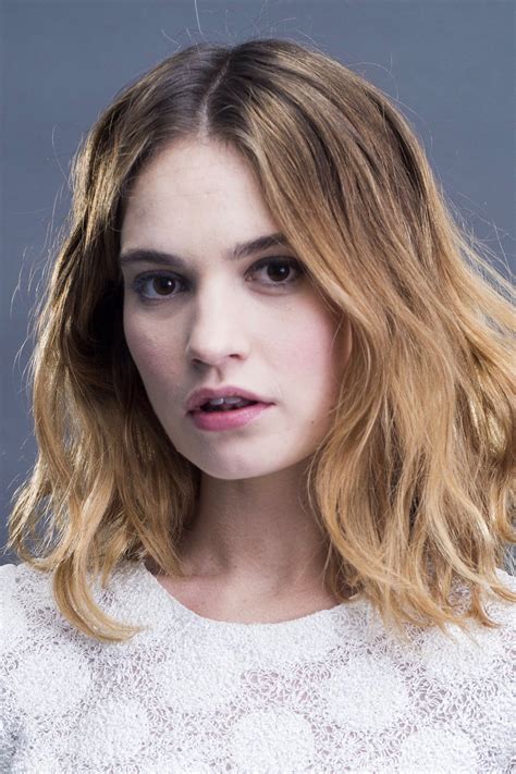Lily James kimdir Lily James filmleri biyografisi ve hakkında