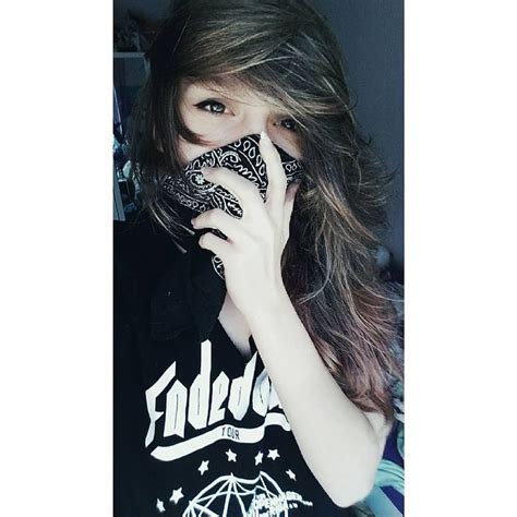 Pin By Uzumakikorra On Cool Real Girls Cute Scene Girls Emo Girls Emo Scene Hair
