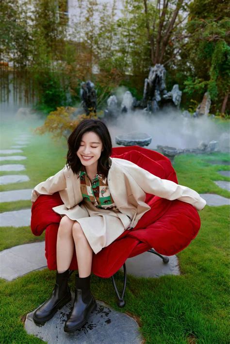 Ghim của abby trên C H I N E S E trong 2022