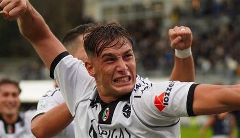 Il Mattino Napoli Disposto A Tutto Per Pio Esposito All Inter