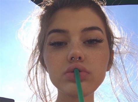 These Accidental Selfies Aren T Fooling Anyone Mandatory