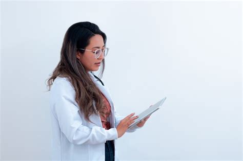 Conviértete en un profesional de la enfermería con los mejores módulos