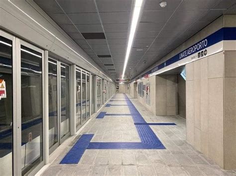 Le Immagini In Anteprima Della Fermata Della Metro Di Linate M