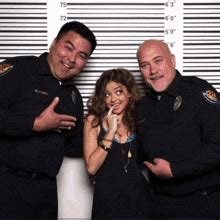 Y Z Serii Haley Dunphy Mugshot Tenor