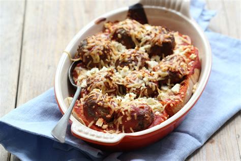 Ovenschotel Met Gehaktballetjes En Tomatensaus Lekker En Simpel