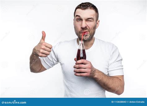Cet Homme Aime Les Aliments De Pr Paration Rapide Beaucoup Et Les