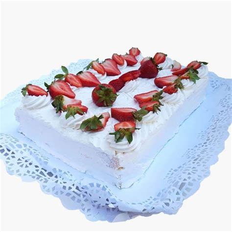 Bolo Chantilly E Morangos Entrega Em H Chefpanda