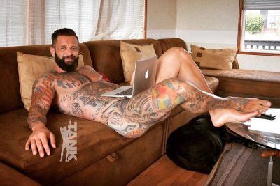 Musclegazer Tumblr Tumbex