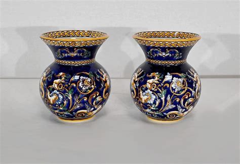 Proantic Plateau Et Vases En Faïence De Gien Style Renaissance