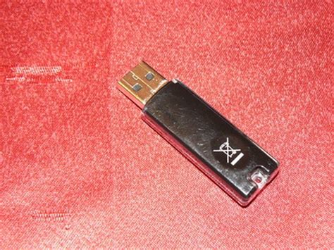 The Differences Between Flash Drives Pen Drives Techwalla