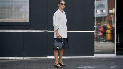 Schuh Trend 2022 Wetten Im Sommer Tragen Alle Naked Sandals
