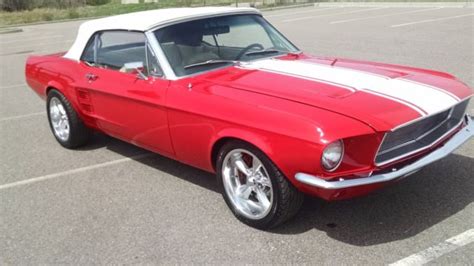 Ford Mustang Convertible Coyote Restomod R C