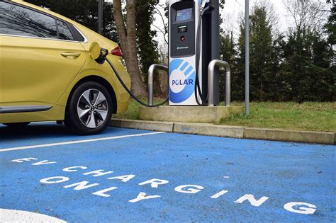 Are Electric Vehicles Expensive To Charge Lilas Robbin