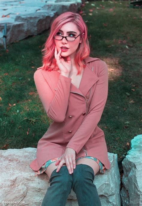 Luxlo Pink Naked Cosplay Asian Photos Onlyfans Patreon Fansly