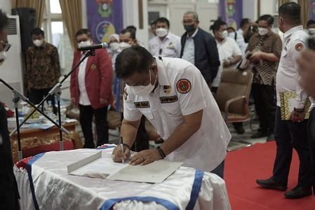 Kembali Terpilih Jadi Ketua IKA FISIP Unhas Andi Fahsar Terima Kasih