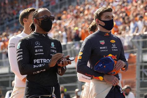 Max Verstappen vence em casa e toma liderança de Hamilton na F1 05 09