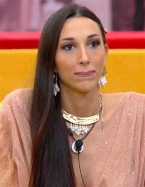 Gf Vip 7 non andrà più in onda il giovedì L indiscrezione