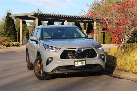 Pros And Cons With Driving The Toyota Highlander