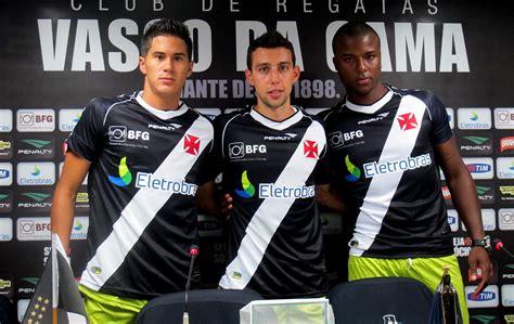 Vasco apresenta mais três reforços Filipe Soutto Elsinho e André