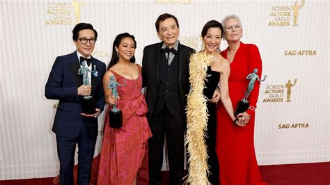 What The 2023 SAG Award Winners Mean For The Oscar Race British Vogue