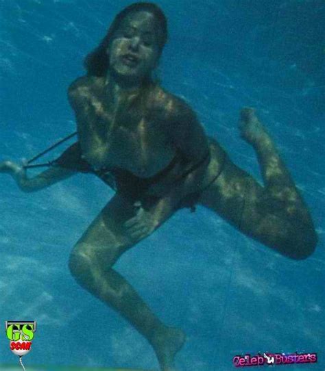 Naked Valeria Marini Added 07 19 2016 By MOMUSICMAN