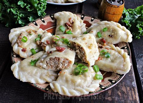 PIEROGI Z KASZĄ GRYCZANĄ I TWAROGIEM przepis PrzyslijPrzepis pl