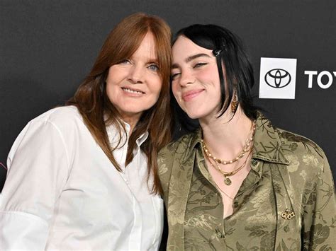 All About Billie Eilish S Parents Maggie Baird And Patrick O Connell