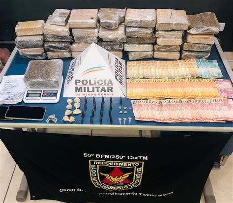 Pol Cia Apreende Barras De Maconha Em Despensa De Casa Em Pirapora